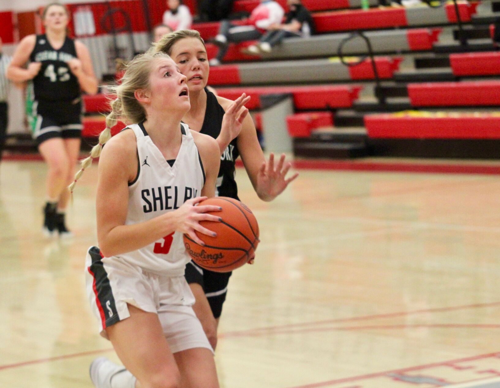 Whippets hitting their stride as second swing through MOAC play looms