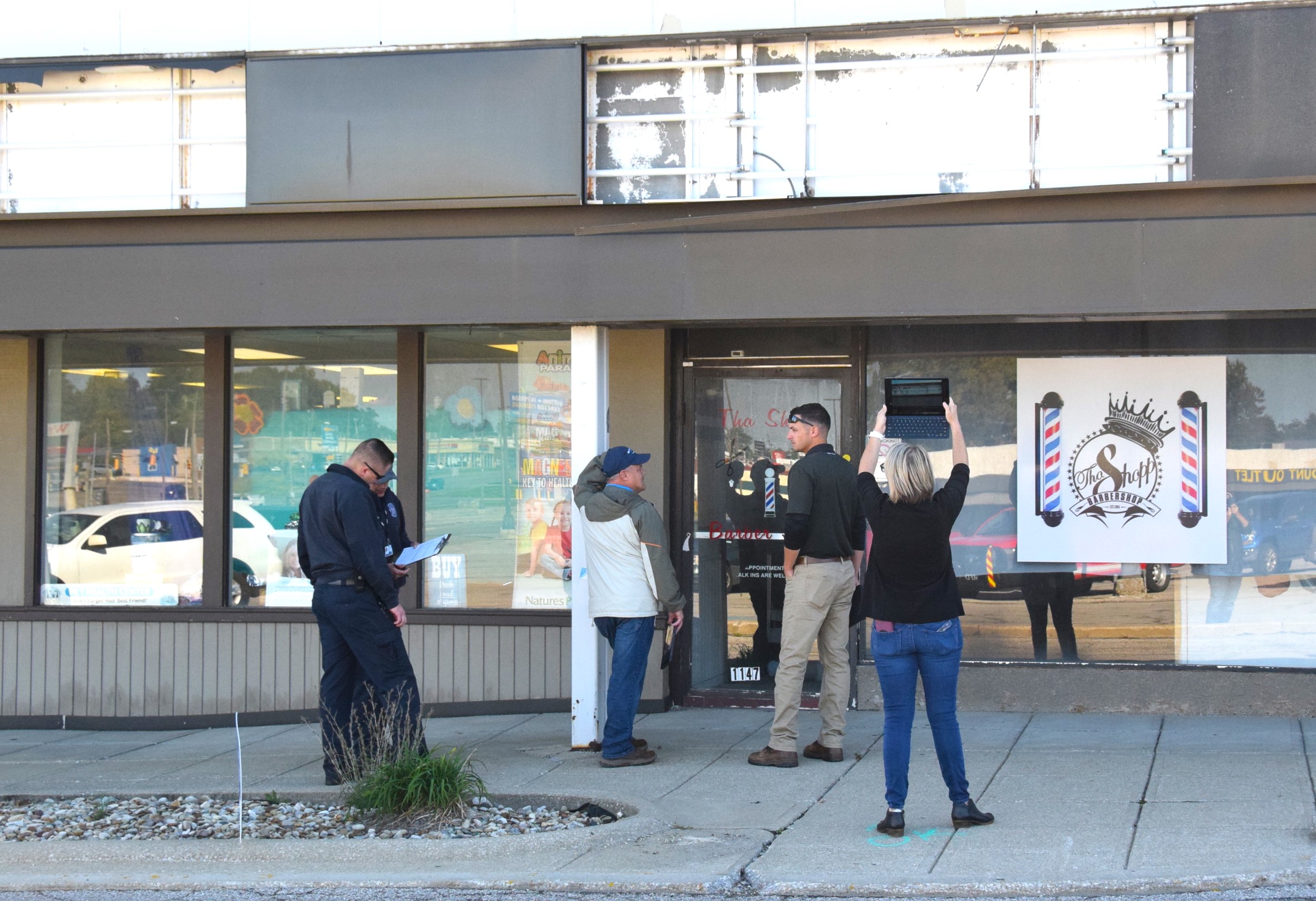 Mansfield inspects last part of West Park Shopping Center not under ...