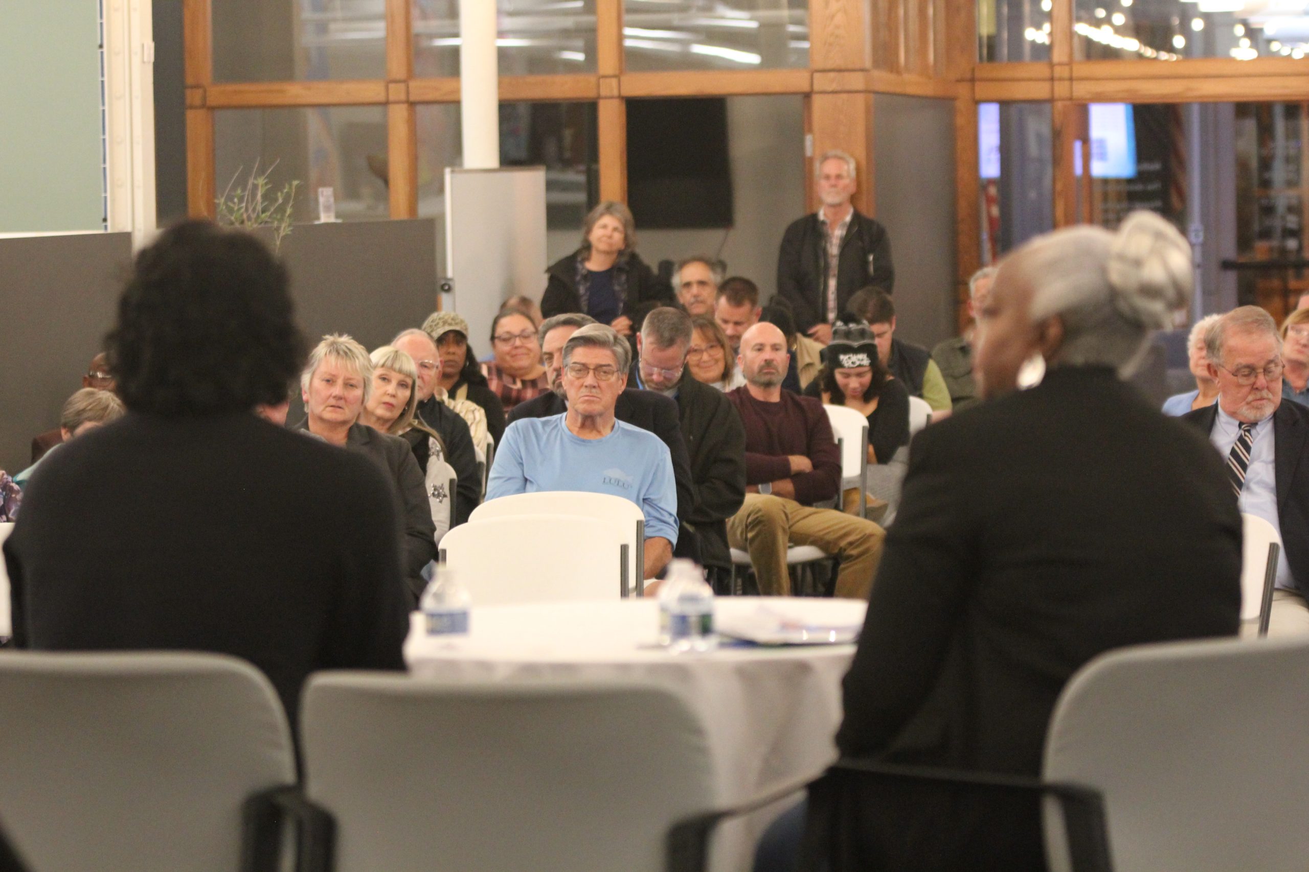 'Candidate Conversations' brings together Mansfield candidates, voters
