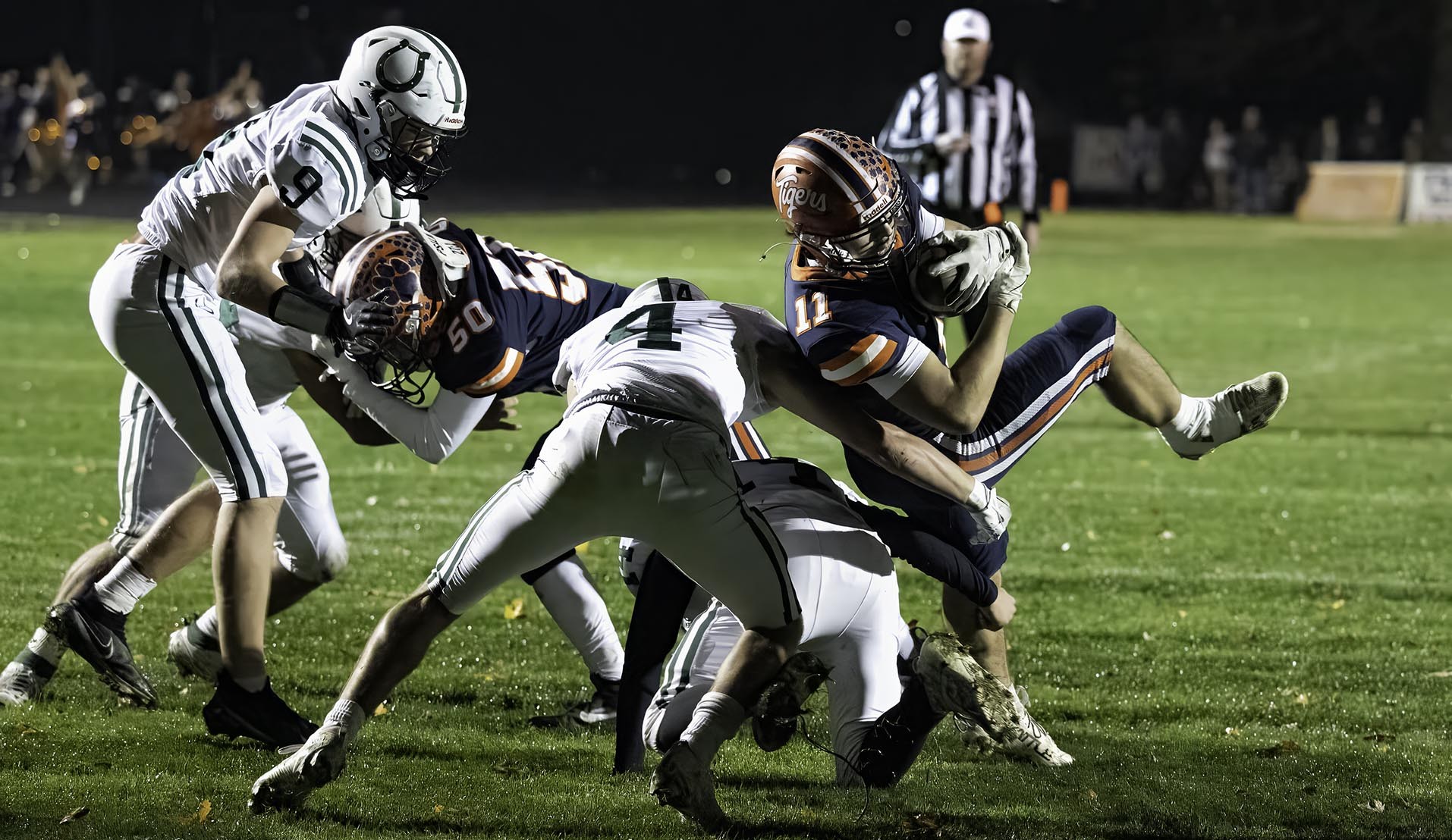 Stuckman's 3 TDs power Galion past Lodi Cloverleaf in Region 14 playoff ...