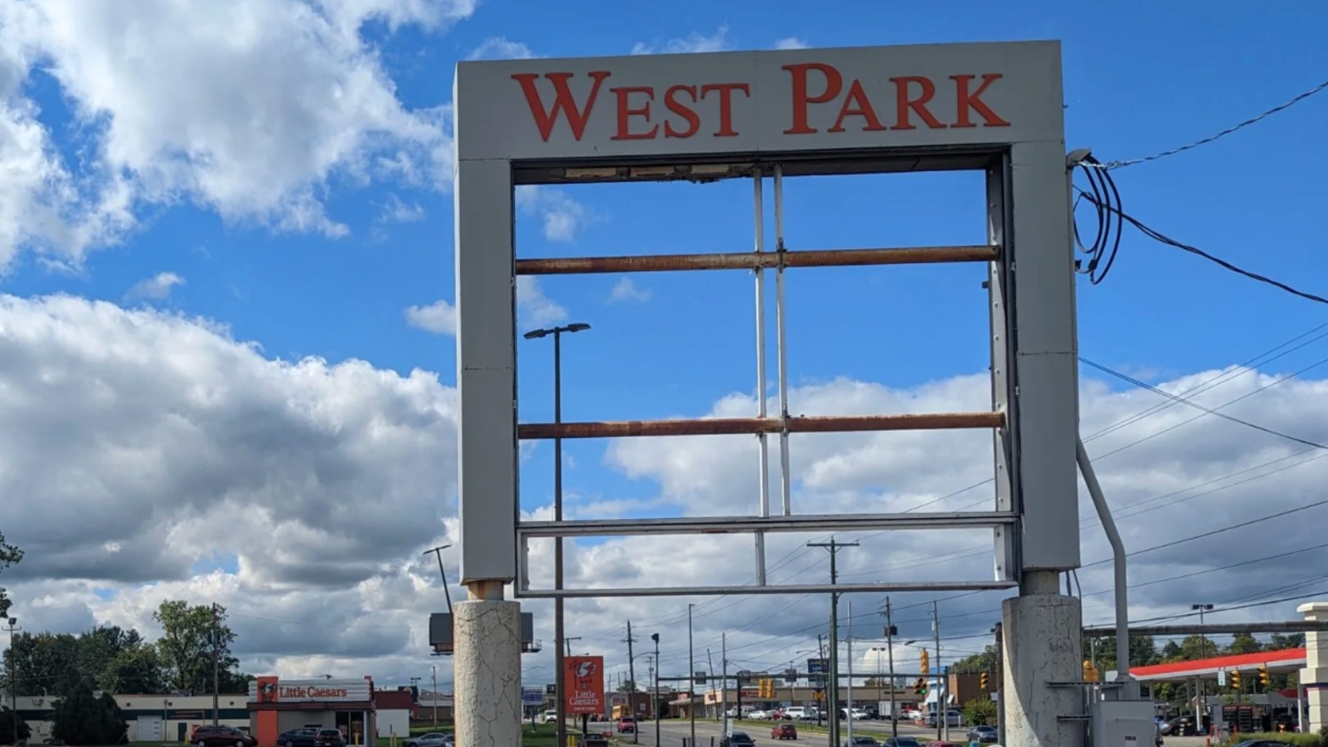 Mansfield Planning Commission OKs West Park Shopping Center sale