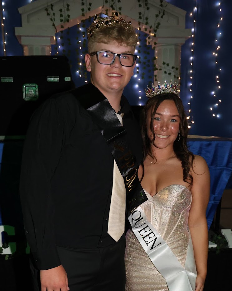 Madison students celebrate 2026 prom