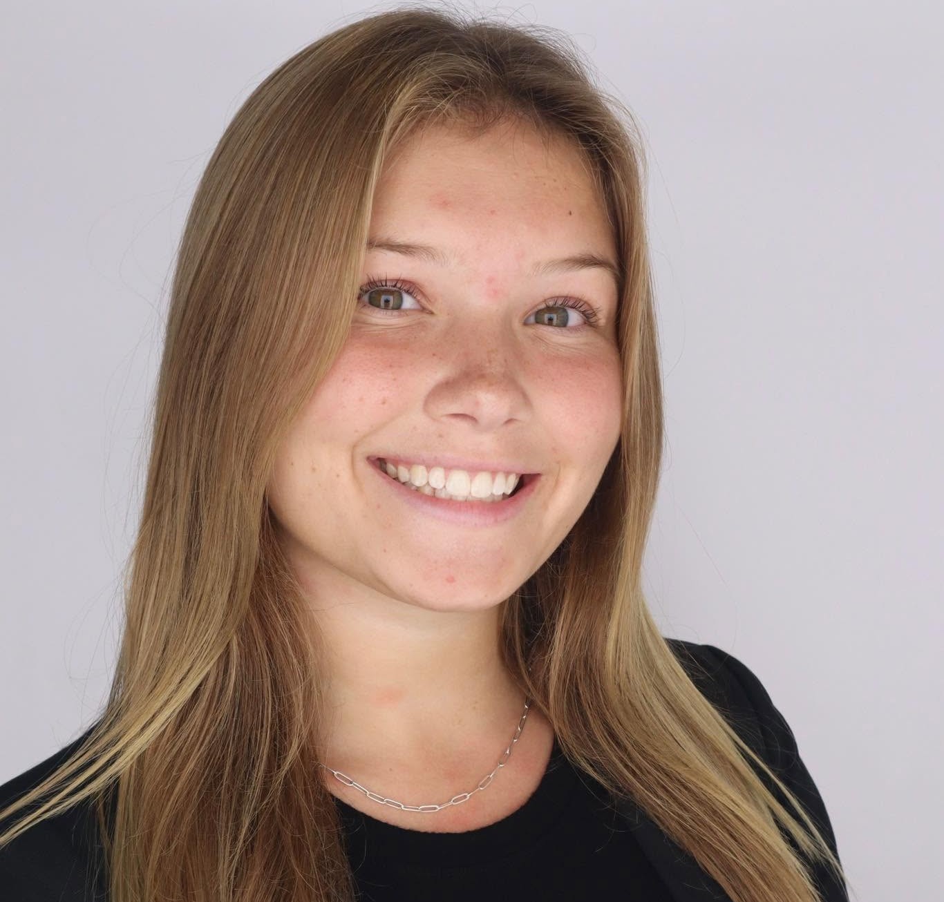 Mansfield Senior graduate Zetta Anderson selected as mayor's summer intern